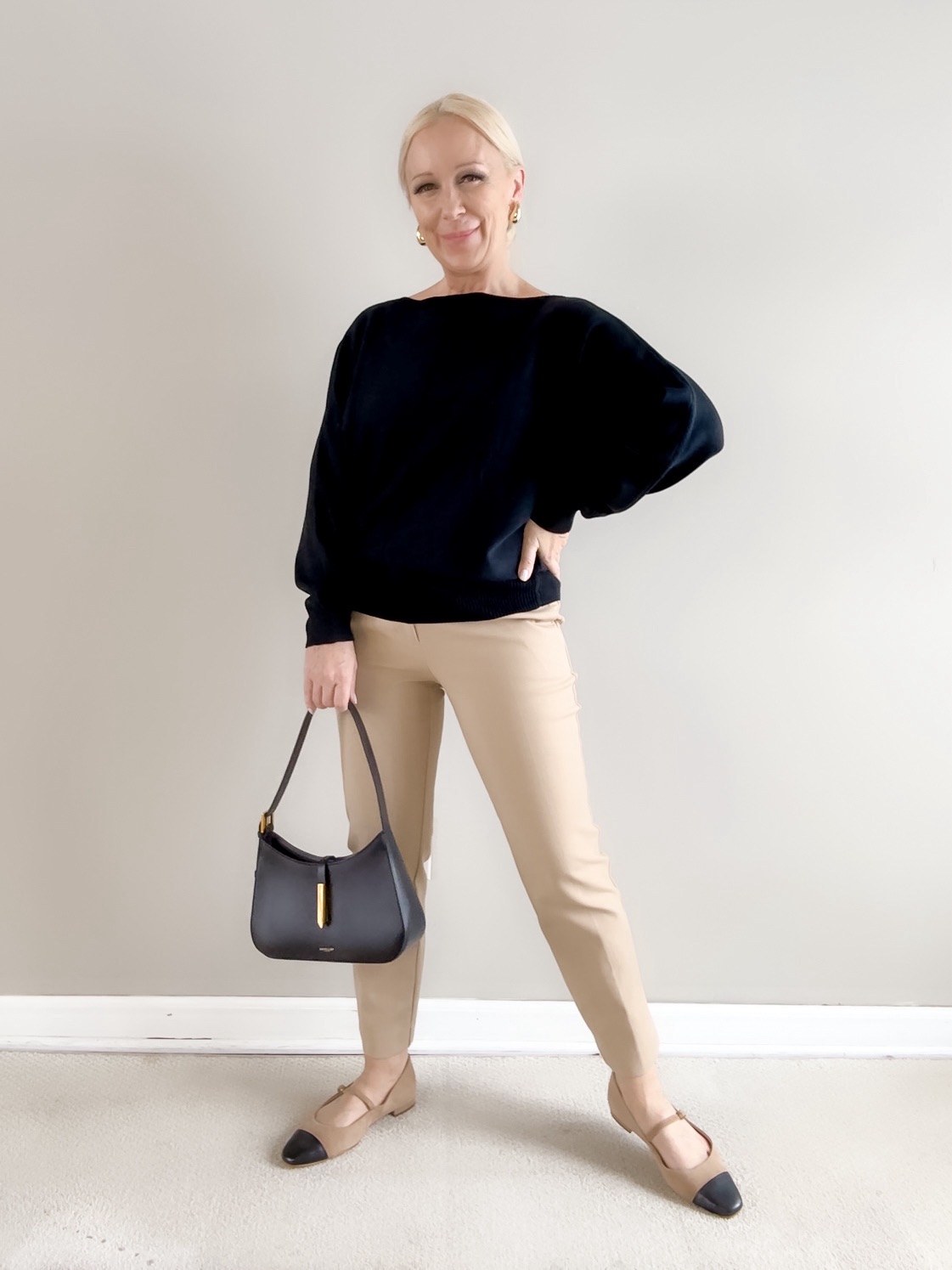 Tapered Pants Outfits – Midlife Posh Closet