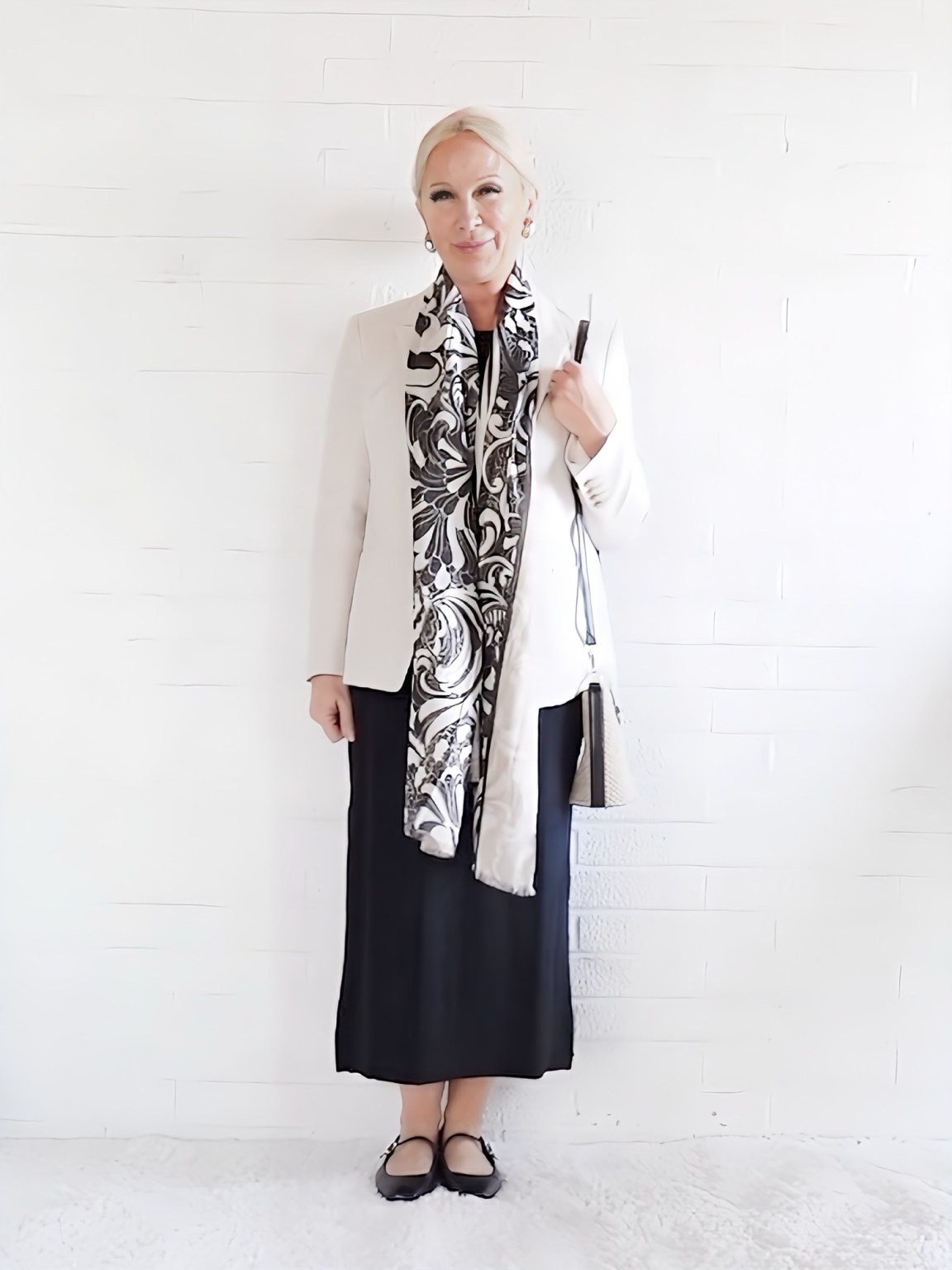 Italy in Spring Travel Capsule Wardrobe – Midlife Posh Closet