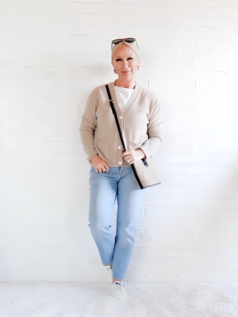 Italy in Spring Travel Capsule Wardrobe – Midlife Posh Closet